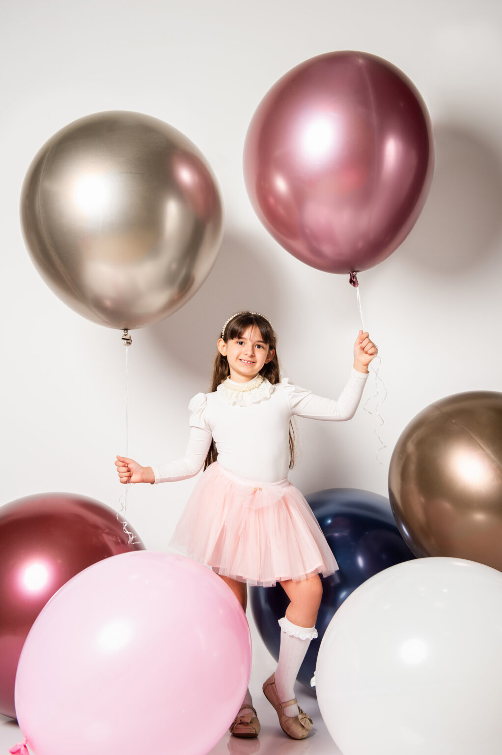 Balão cromado é a melhor escolha para decoração de ambientes - Balões Joy