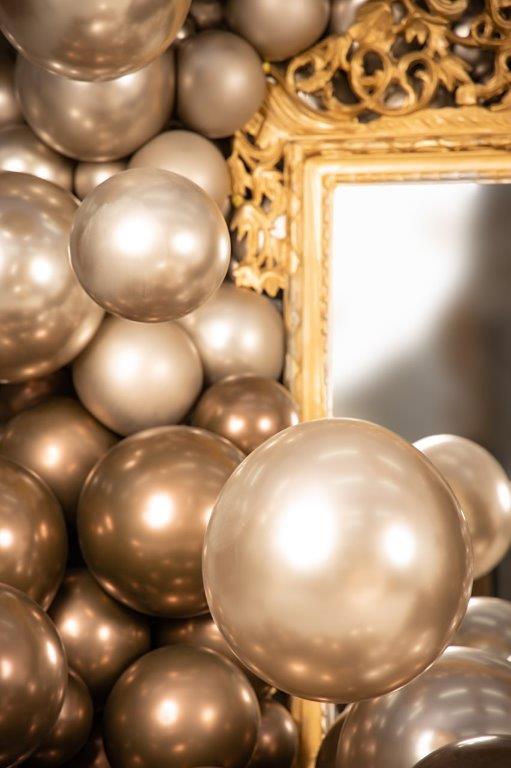 Balão cromado é a melhor escolha para decoração de ambientes - Balões Joy